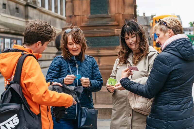 French Language : Original Harry Potter Tour of Edinburgh - Starting Point: William Chambers Monument