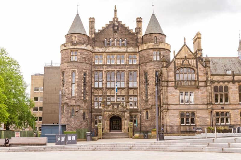 French Language : Original Harry Potter Tour of Edinburgh - End Point: 253 High Street