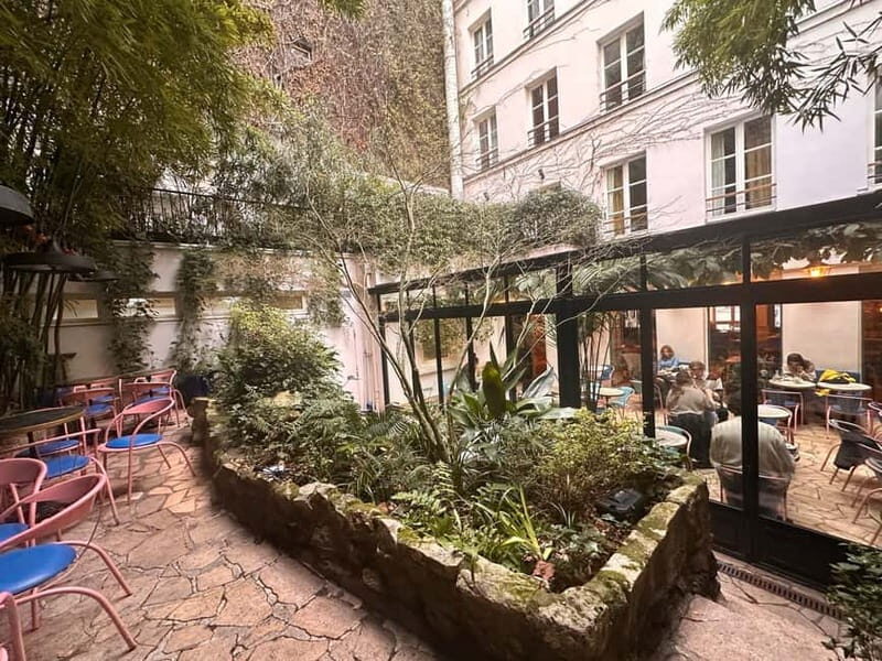 French lessons over a typical breakfast at the foot of Montmartre - Who Will Love This Tour?