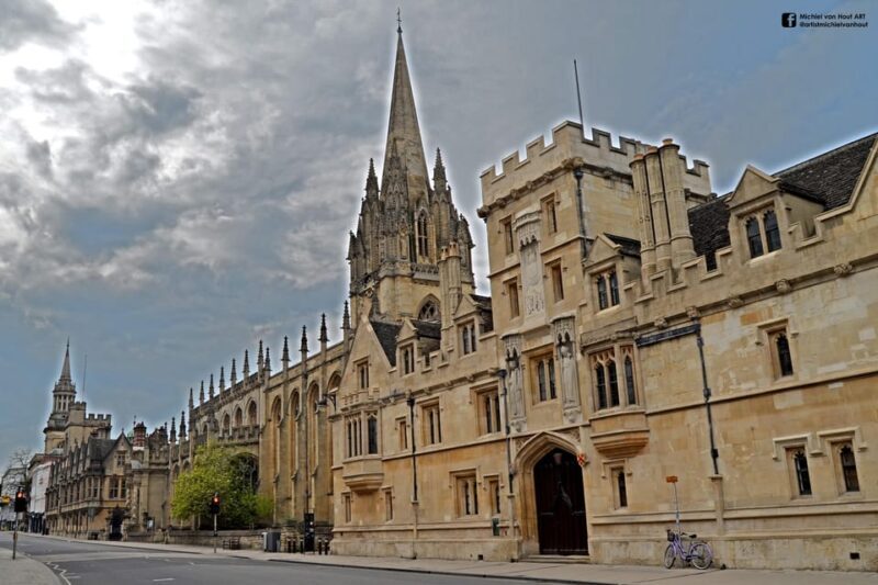 FRENCH Private Bespoke tour University and or Harry Potter - Accessibility and Comfort