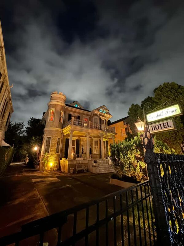 French Quarter Ghosts and Ghouls of New Orleans Ghost Tour - What Is the French Quarter Ghosts and Ghouls Tour?