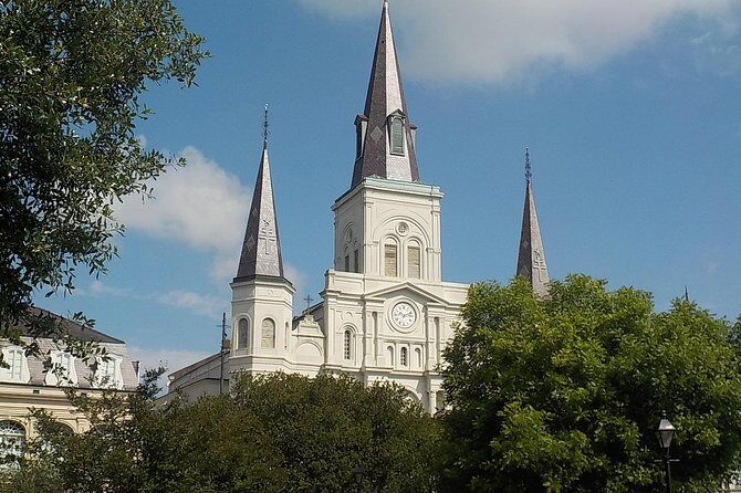 French Quarter History Tour with Cafe Du Monde - Analyzing the Value: Is It Worth It?