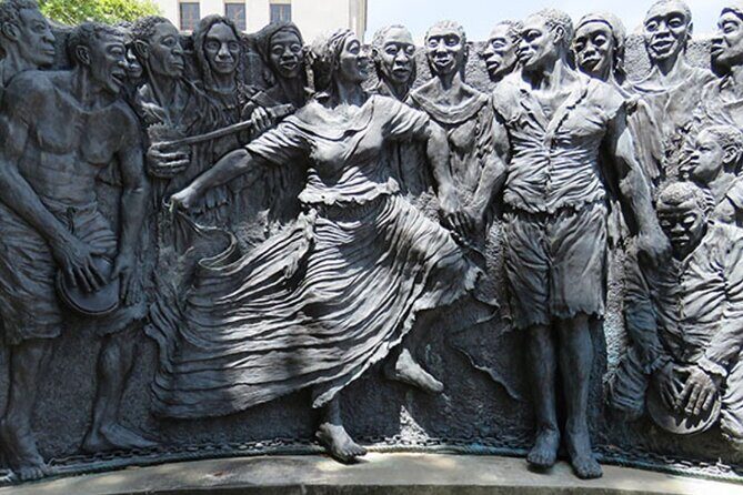 French Quarter, Voodoo, and Vampire History Tour - The Sum Up