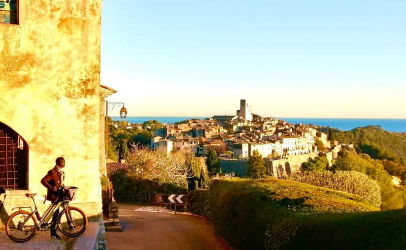 French Riviera's Jewels - E-Bike Tour Antibes - Saint-Paul - Start at the Heart of Antibes