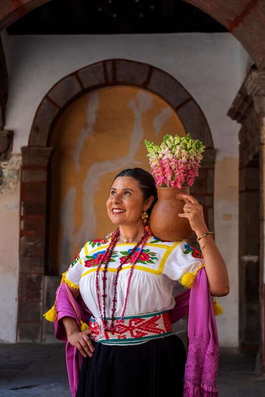 Frida for a day in Xochimilco - Analyzing the Value and Practicalities