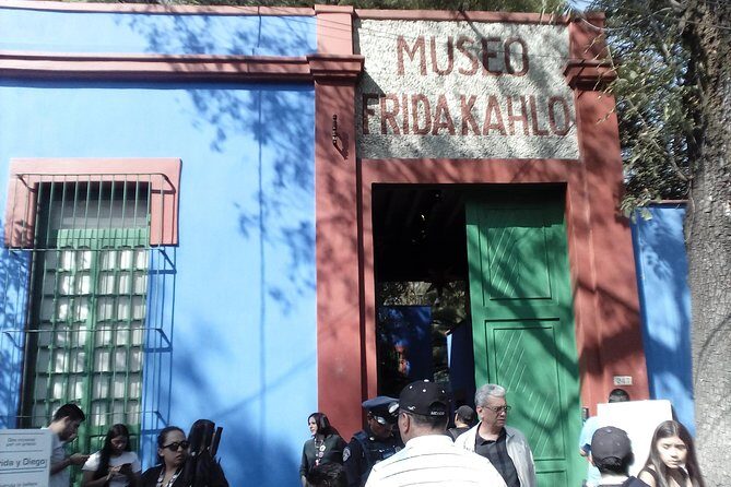 Frida Kahlo and Floating Gardens Tour with Transportation - Pricing, Value, and Practical Considerations