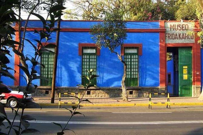 Frida Kahlo Museum and Diego Rivera Studio Tour with Admission Tickets - What This Tour Offers: A Close-Up Look at Art and Life