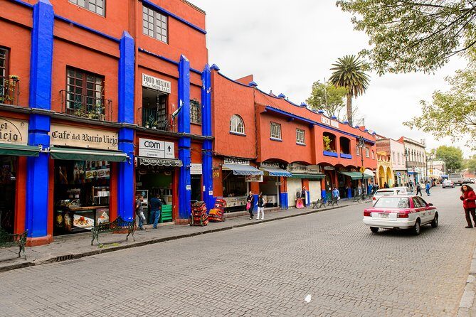 Frida Kahlo's House, Coyoacan and Xochimilco - All Day Tour - Starting the Day: Pickup and Transportation
