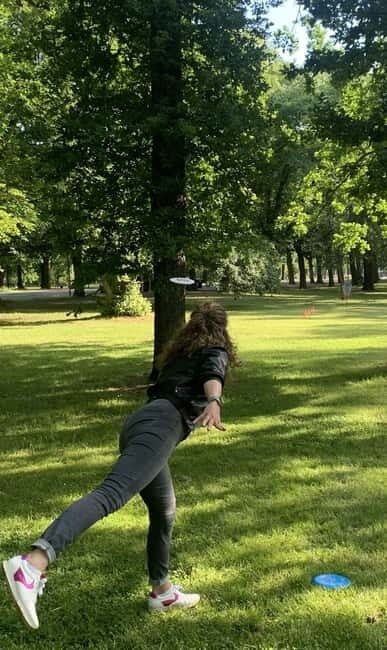 Frisbee golf / disc golf: Fun and games in a beautiful park in Leipzig - Frisbee Golf / Disc Golf: Fun and Games in a Beautiful Park in Leipzig