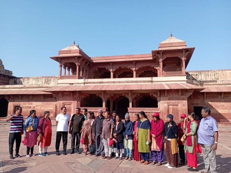 From Agra: Explore Fatehpur Sikri with Sikandra Tomb. - Who Should Consider This Tour?