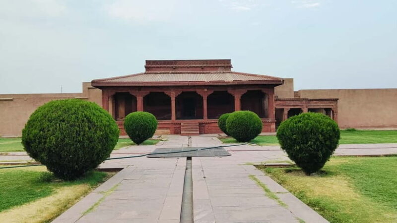 From Agra : Fatehpur Sikri Sightseeing by Private Car - Detailed Breakdown of the Itinerary