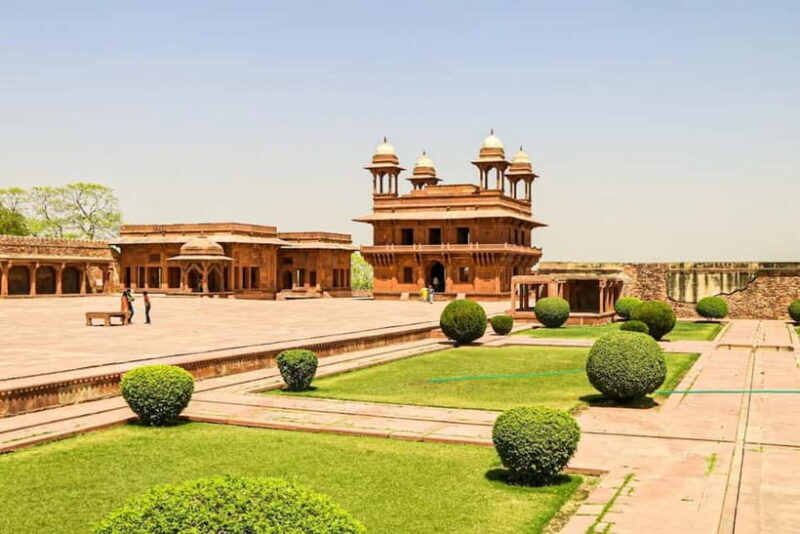 From Agra: Half-Day Fatehpur Sikri Guided Tour - Key Points