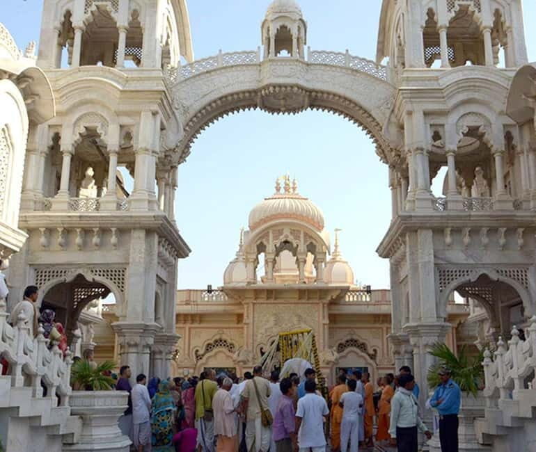 From Agra: Mathura Vrindavan Sightseeing Day Tour - Key Points