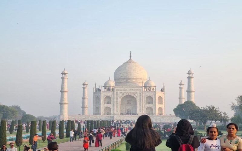 From Agra: One Day Trip of Taj Mahal & Fatehpur Sikri - Who Should Consider This Tour?