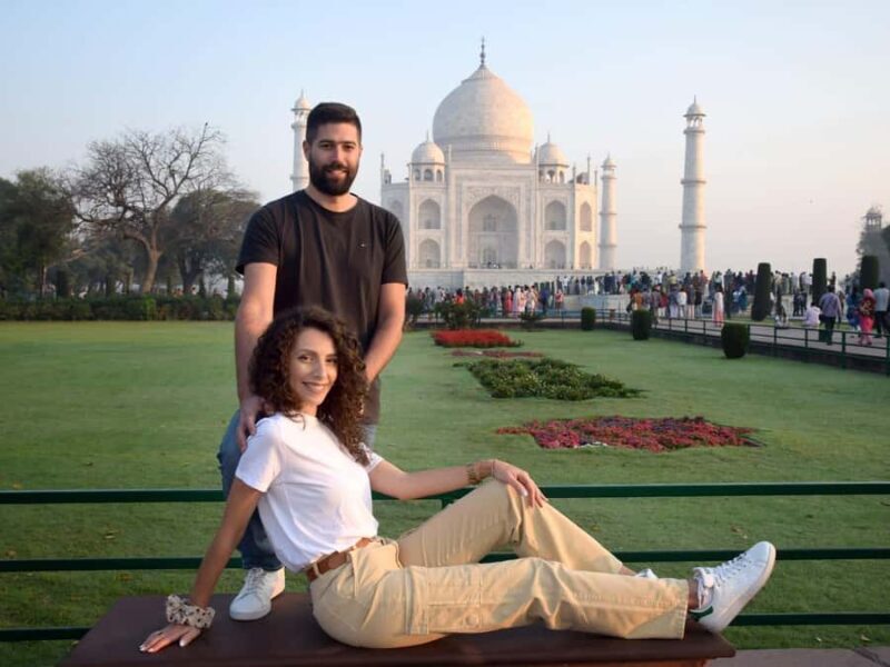 From Agra: Private Taj Mahal & Agra Fort Skip-The-Line Tour - A Closer Look at the Tour Experience