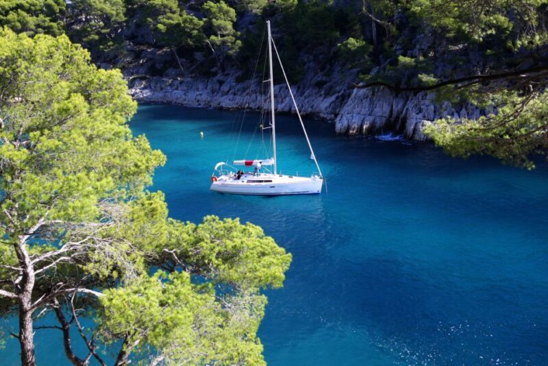 From Aix: Cassis Boat Ride & Provence Wine Tasting Day Tour - A Detailed Look at the Experience