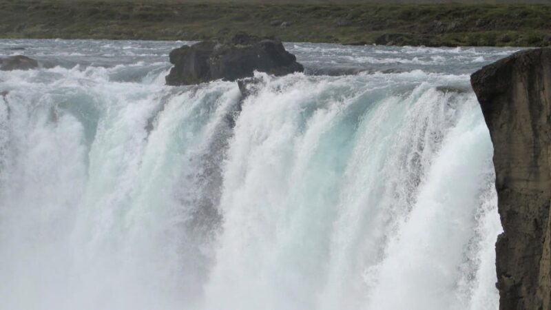 From Akureyri: Diamond Circle Tour with Waterfalls - Exploring the Diamond Circle: Waterfalls and Natural Wonders from Akureyri