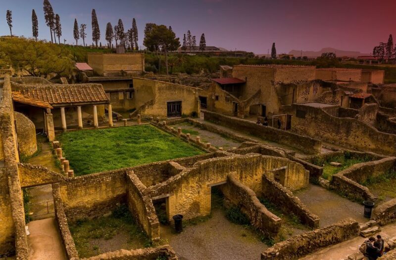 From Amalfi Coast: Pompeii Herculaneum skip-the-line - Key Points
