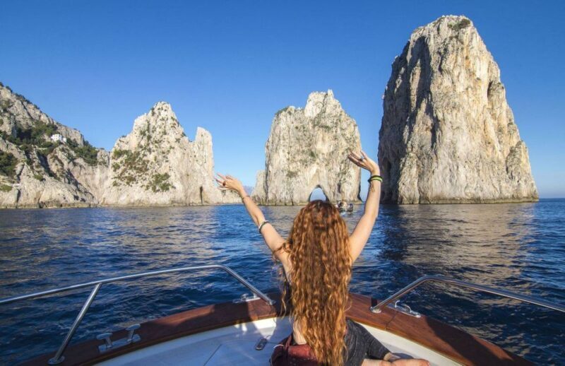From Amalfi: Li Galli and Capri Islands Boat Tour - Authentic and Well-Organized