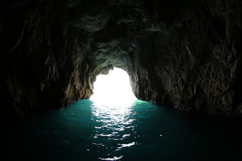 From Amalfi: Li Galli Islands and Capri Full-Day Boat Tour - An In-Depth Look at the Experience