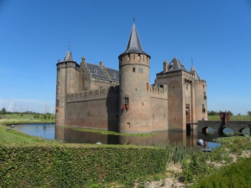From Amsterdam: Amsterdam Castle Muiderslot Private Tour - Exploring Muiden Castle: A Medieval Treasure Chest