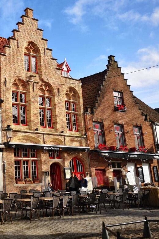From Amsterdam: Bruges Guided Day Trip in English - The Itinerary in Detail
