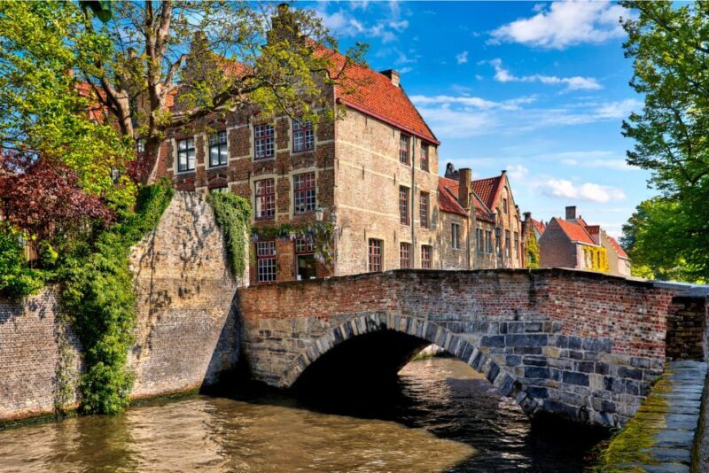 From Amsterdam: Bruges Guided Day Trip in English - Final Thoughts: Is This Tour Right for You?