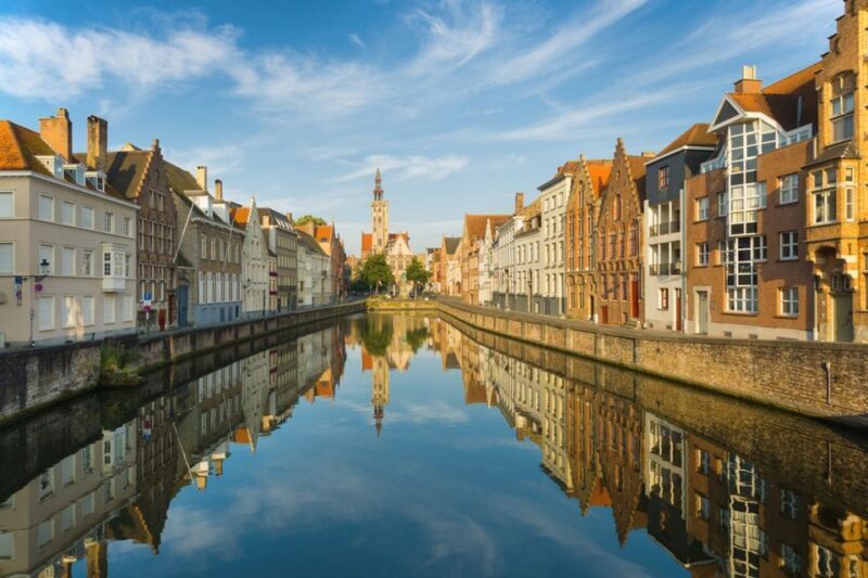 From Amsterdam: Day Trip to Bruges in Spanish or English - An Overview of the Experience