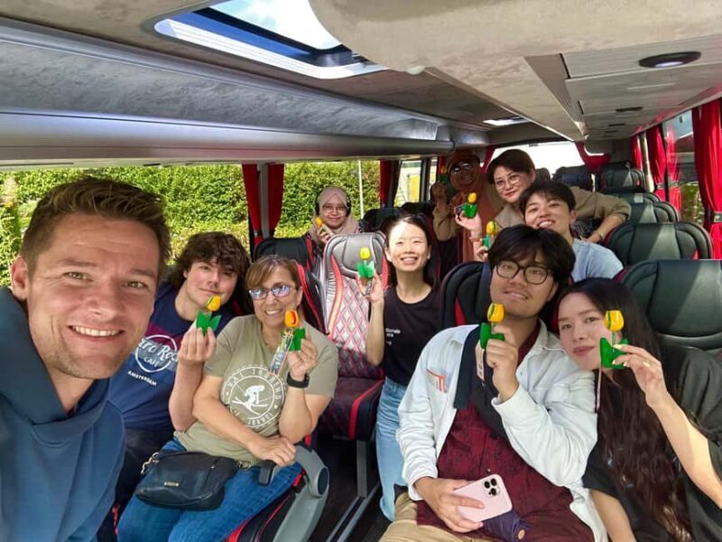From Amsterdam: Giethoorn Day Trip with Canal & Village Tour - Key Points