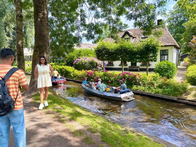 From Amsterdam: Giethoorn Day Trip with Canal & Village Tour - The Itinerary Breakdown