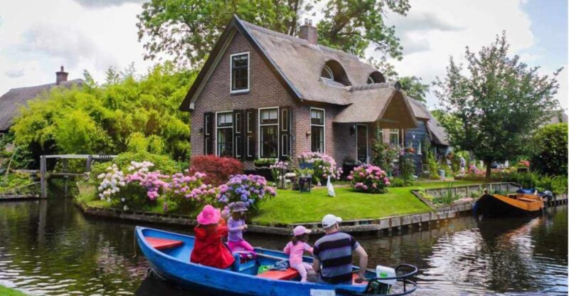 From Amsterdam: Giethoorn Guided Day Trip with Canal Cruise - Who Will Love This Tour?