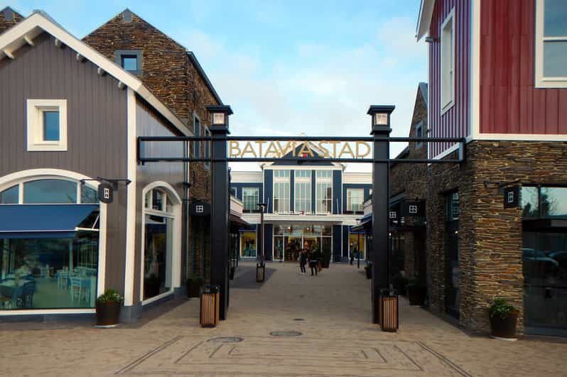 From Amsterdam: Private Day Trip to Fashion Outlet - Key Points