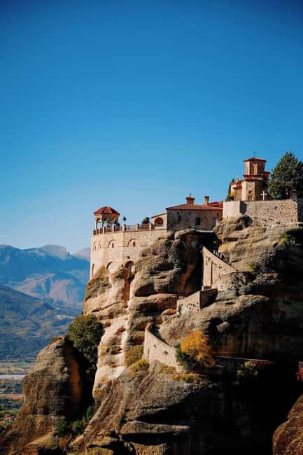From Athens: 2-Day Delphi and Meteora Chinese Tour Guide - The Experience: What Travelers Are Saying