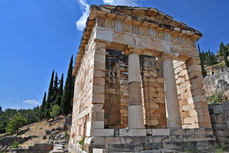 From Athens: Delphi and Osios Loukas Monastery Day Trip - A Deep Dive into the Tour Experience
