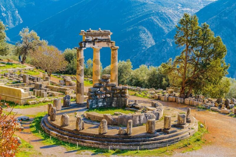 From Athens: Private Delphi and Thermopylae Guided Day Trip - An In-Depth Look at the Tour Experience