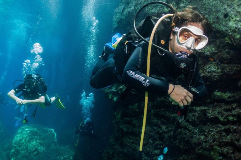 From Athens: Scuba Diving at the Blue Hole - Exploring the Blue Hole and Its Surroundings