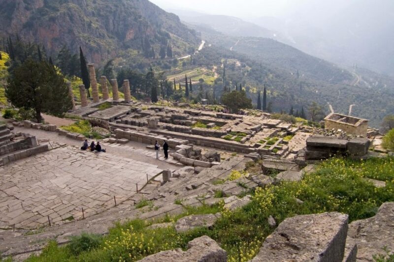 From Athens: Temple of Apollo and Oracle Delphi Day Trip - Exploring the Itinerary: What You Can Expect