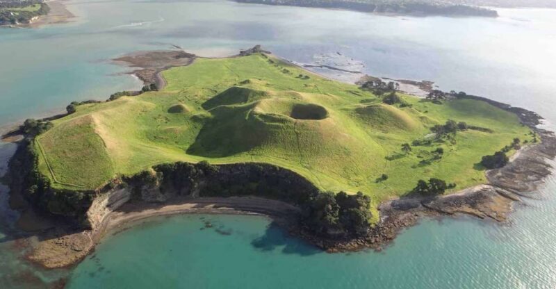 From Auckland: Browns Island Motukorea Sea Kayak Tour - An Authentic Auckland Adventure on the Water