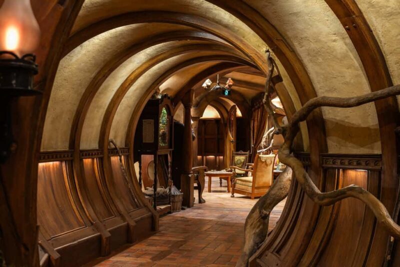 From Auckland: Guided Hobbiton Movie Set Small Group Tour - Authenticity and Experience Quality