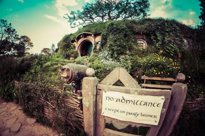 From Auckland: Hobbiton Afternoon Tour - The Route and Scenery
