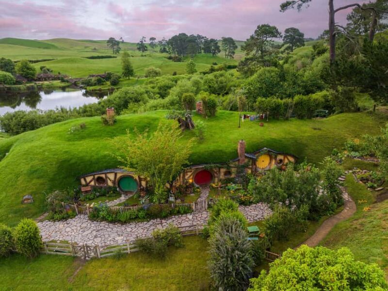 From Auckland: Hobbiton & Hamilton Gardens Small Group Tour - FAQ