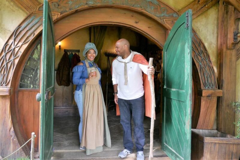 From Auckland: Hobbiton & Waitomo Caves Full-Day Trip - From Auckland: Hobbiton & Waitomo Caves Full-Day Trip – An In-Depth Review