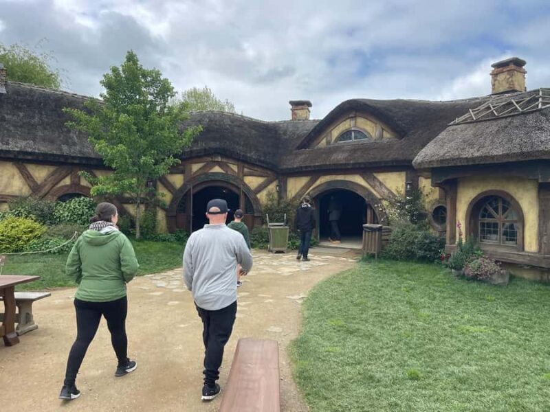 From Auckland: Hobbiton, Waitomo Caves & Kiwi House Tour - Who Will Love This Tour?