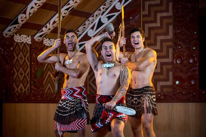 From Auckland : Rotorua Tepuia Tour with Haka and Hangi Lunch - Exploring the Itinerary in Detail