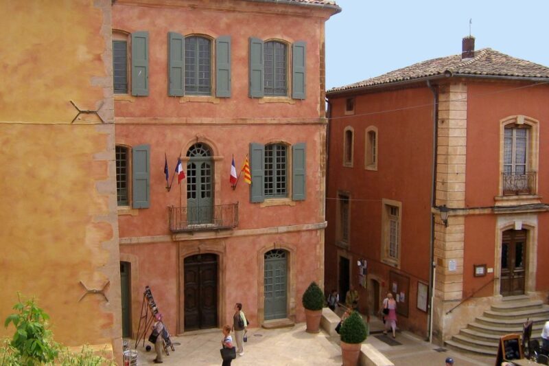 From Avignon: Half-Day Hilltop Villages of Luberon - An Overview of the Experience