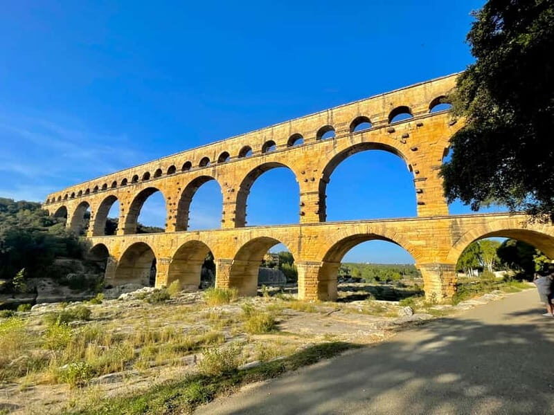 From Avignon: Provence Highlights Full-Day Tour - The Starting Point: Fontaine de Vaucluse