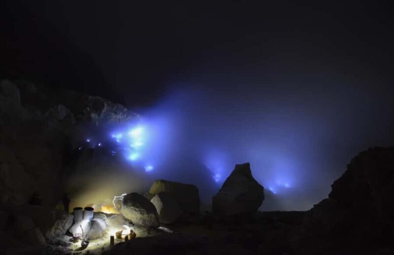 From Bali: 1 Day Ijen Volcano Blue Fire Tour From Bali - Witnessing the Blue Fire Phenomenon