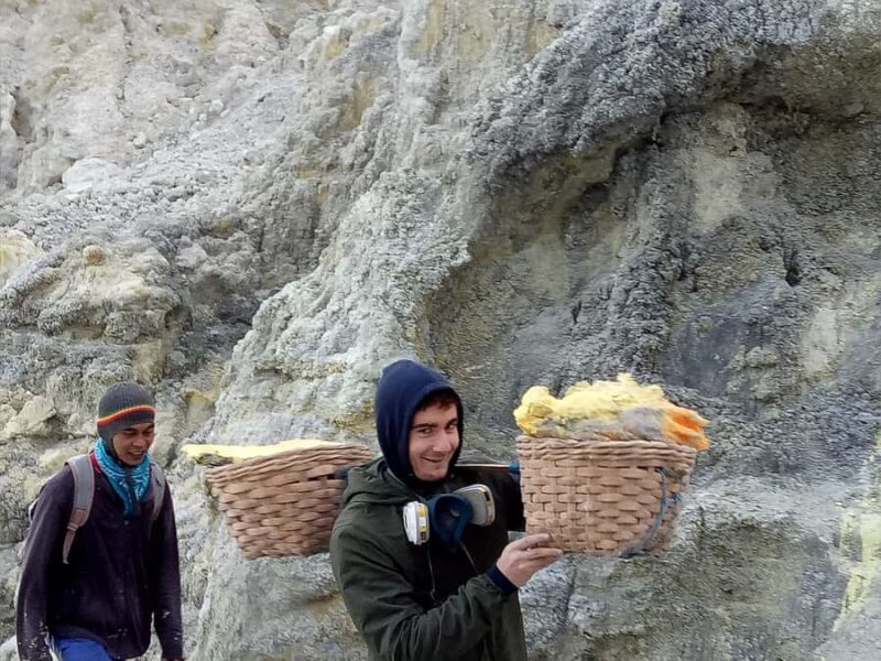 From Bali: 1 Day Ijen Volcano Blue Fire Tour From Bali - The Descent and Breakfast