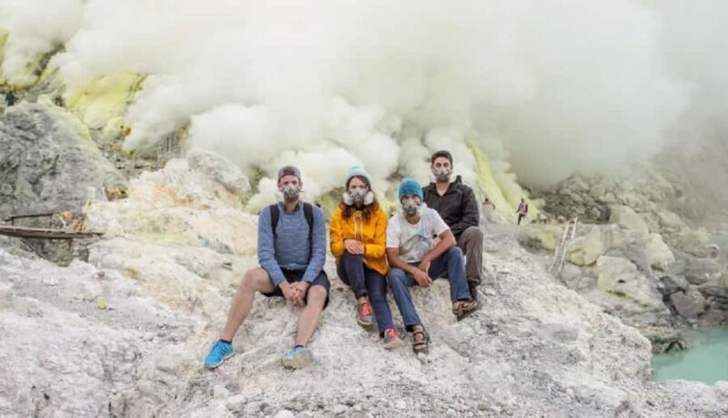 From Bali/Banyuwangi: Ijen Blue Fire Midnight Group Tour - Key Points