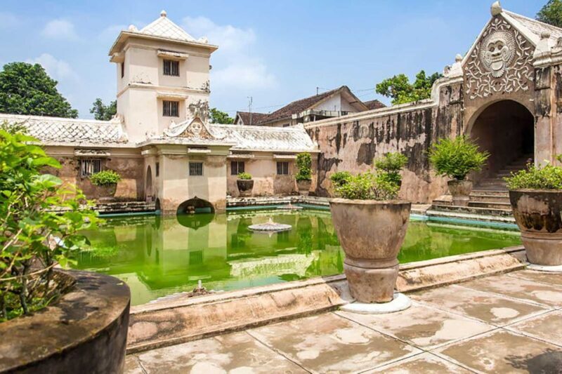 From Bali: Bromo, Ijen, Borobudur, and Yogyakarta 4-Day Tour - The Sum Up: Who Is This Tour For?